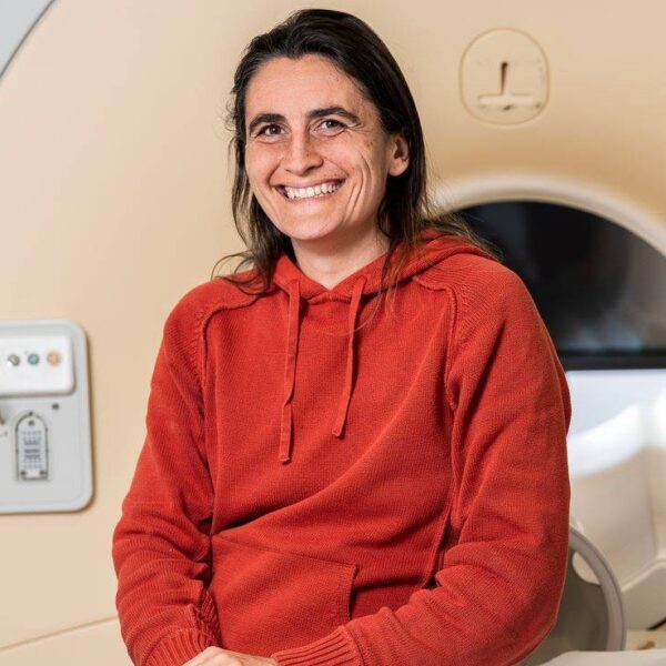 Your brain is ahead, predicting the world - Netherlands Institute for ...